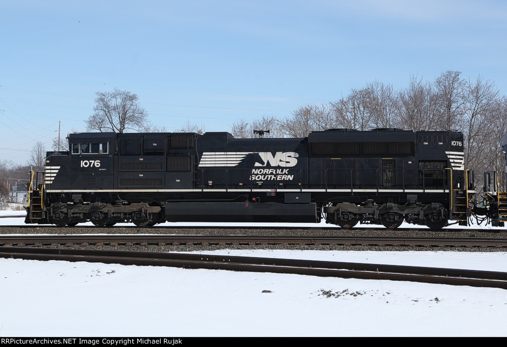 NS 1076